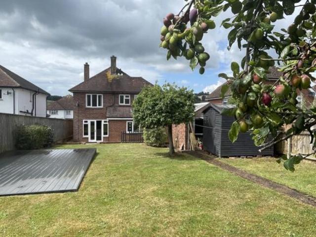 4 bedroom detached house for rent in Roundhill Close, Exeter, Devon, EX4