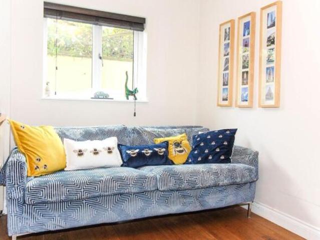 4 bedroom detached house for rent in Roedean Road, Tunbridge Wells, TN2