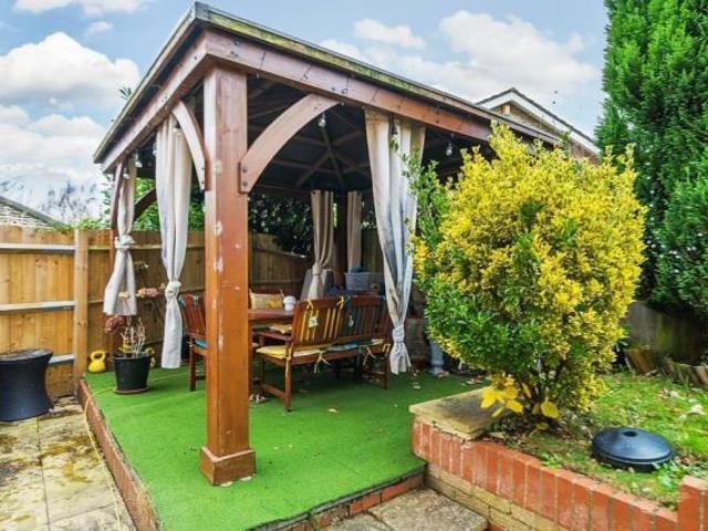 4 bedroom detached house for rent in Rose Hill, Oxford, OX4