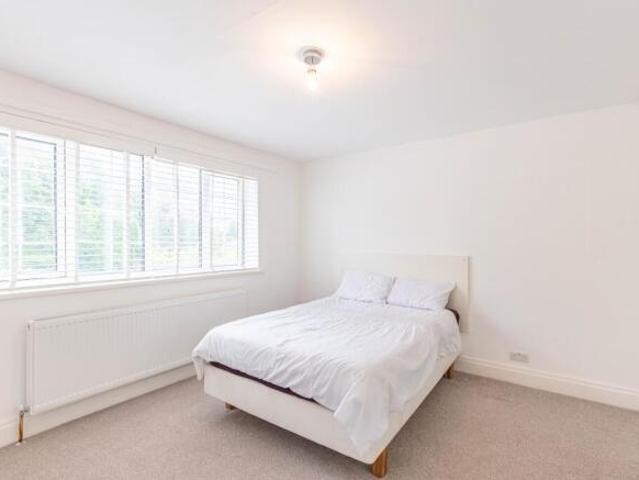 4 bedroom detached house for rent in Rand House, Foxhill Crescent, Weetwood, Leeds, LS16