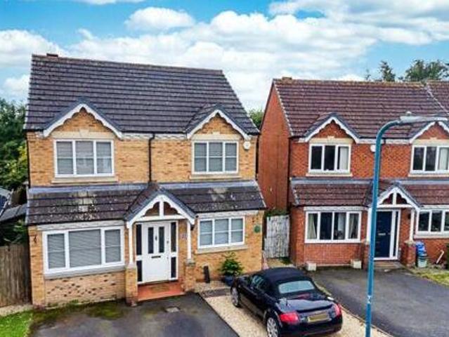4 Bedroom Detached House For Rent In Redwood Park