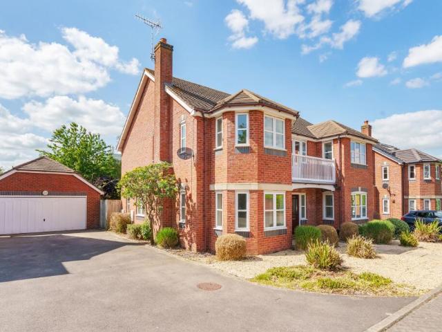 4 bedroom detached house for rent in Ribston Mews | Off Stroud Road, GL1