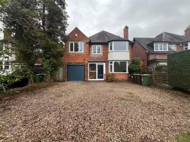 4 bedroom detached house for rent in Warwick Road, Solihull, W.