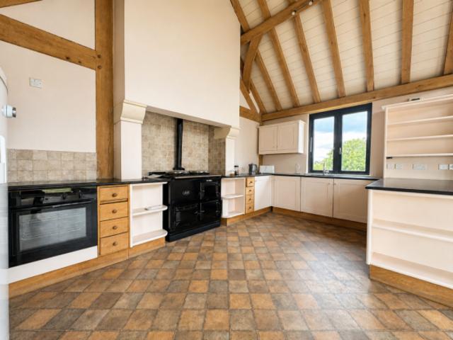 4 bedroom detached house for rent in Weir Lane, Elmore, GL2