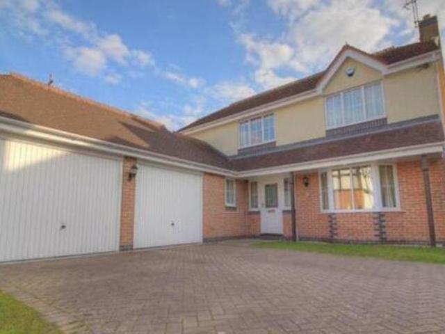4 Bedroom Detached House For Rent In Westwood Heath, Coventry