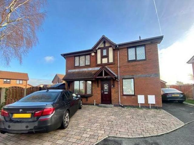 4 bedroom detached house for rent in Wrigley Fold Silver Birch Middleton Manchester M24