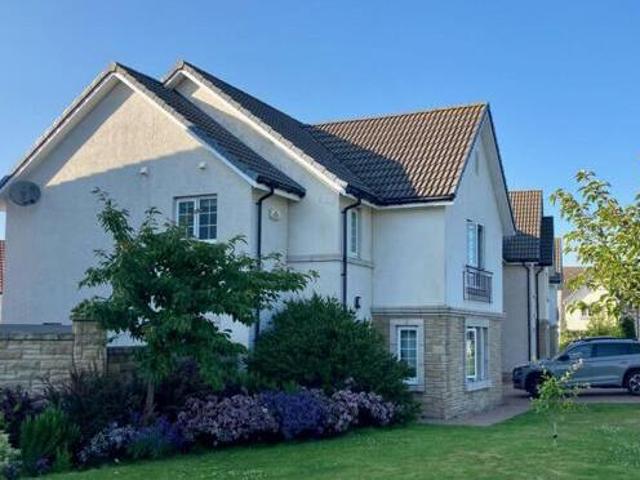 4 Bedroom Detached House For Rent In Tormain Bank, Edinburgh
