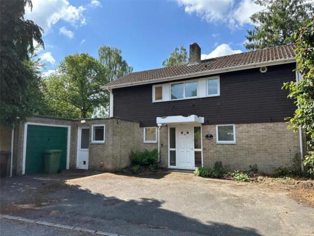 4 bedroom detached house for rent in The Green, Langton Green, Tunbridge Wells, Kent, TN3