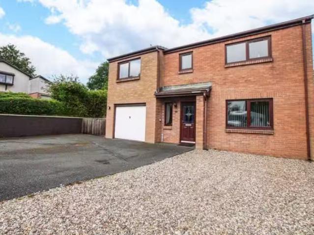 4 bedroom detached house for rent in Thorpefield, Sockbridge.