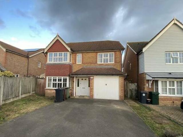 4 bedroom detached house for rent in Vincent Place Kennington Ashford TN24
