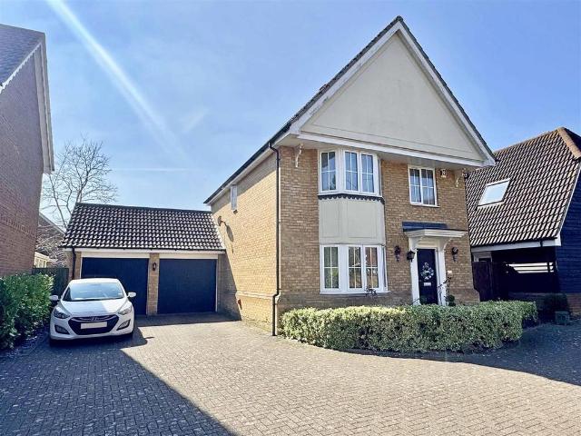 4 bedroom detached house for sale