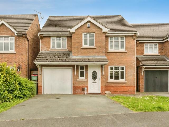 4 bedroom detached house for sale