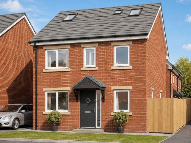 4 bedroom detached house for sale