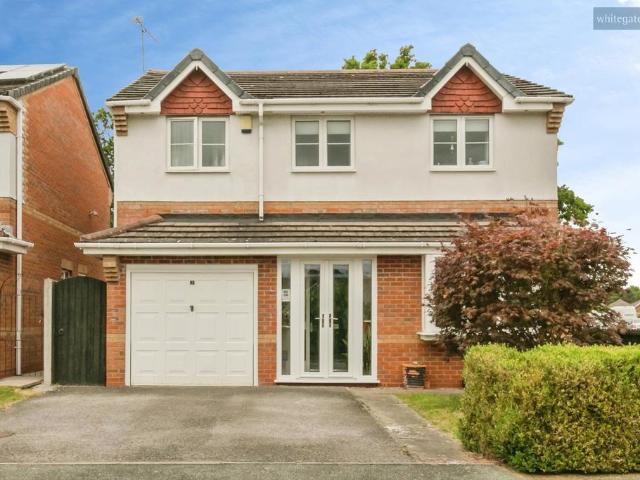 4 bedroom detached house for sale