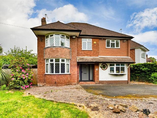 4 bedroom detached house for sale