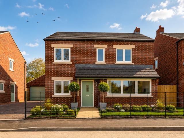 4 bedroom detached house for sale