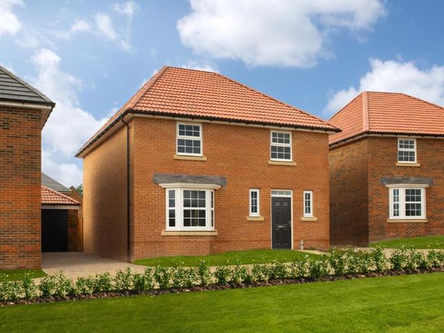 4 bedroom detached house for sale