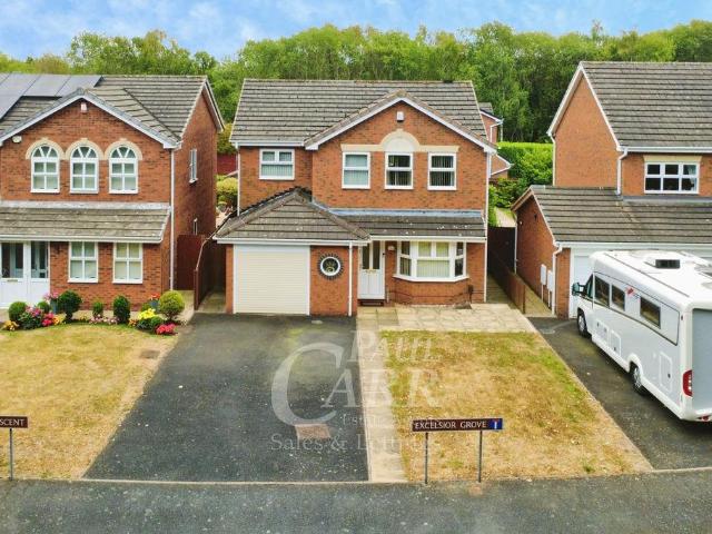 4 bedroom detached house for sale