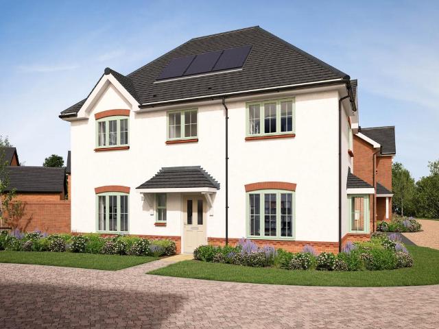4 bedroom detached house for sale