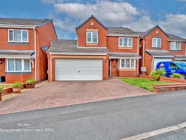 4 bedroom detached house for sale