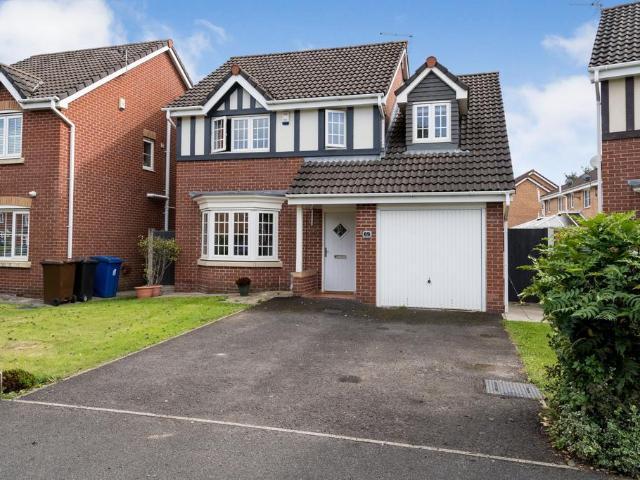 4 bedroom detached house for sale