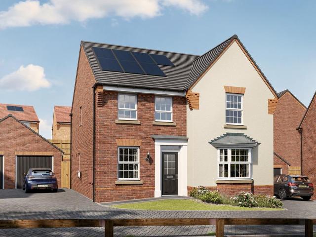 4 bedroom detached house for sale