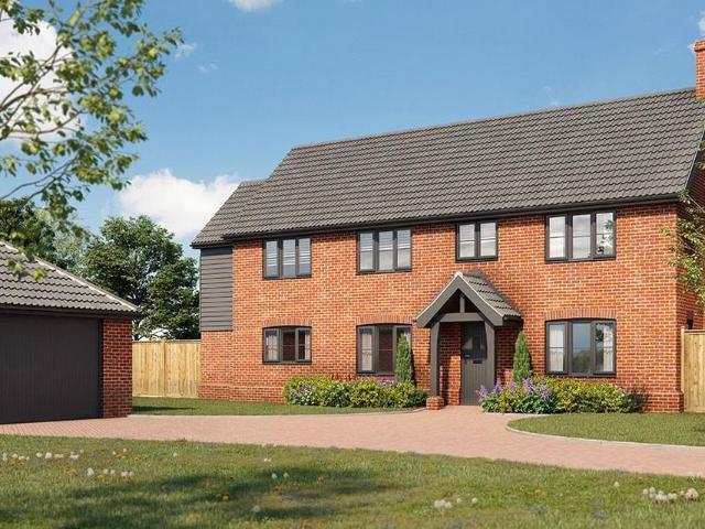 4 bedroom detached house for sale