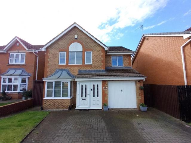 4 bedroom detached house for sale