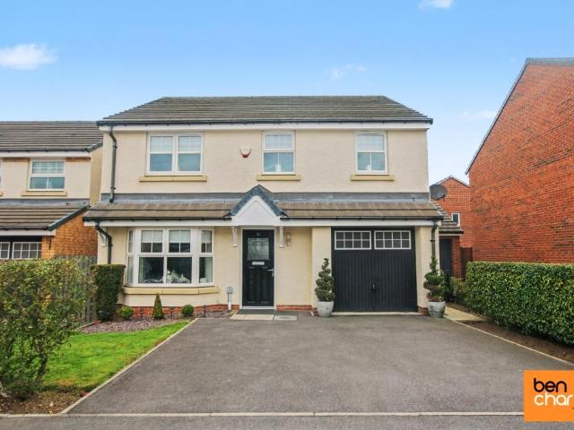 4 bedroom detached house for sale