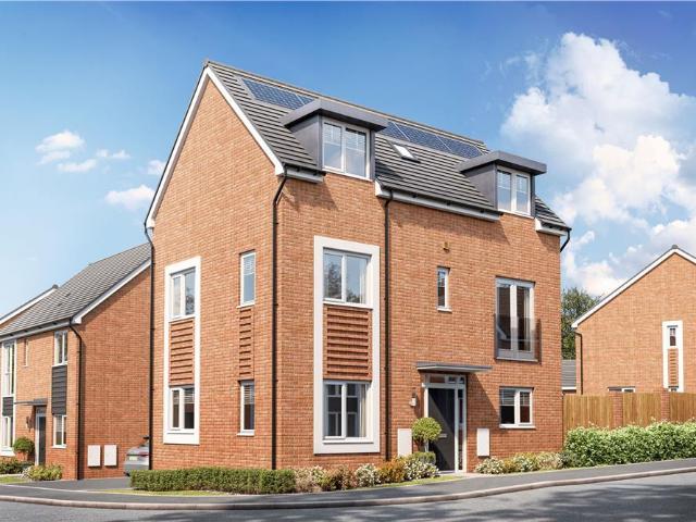 4 bedroom detached house for sale