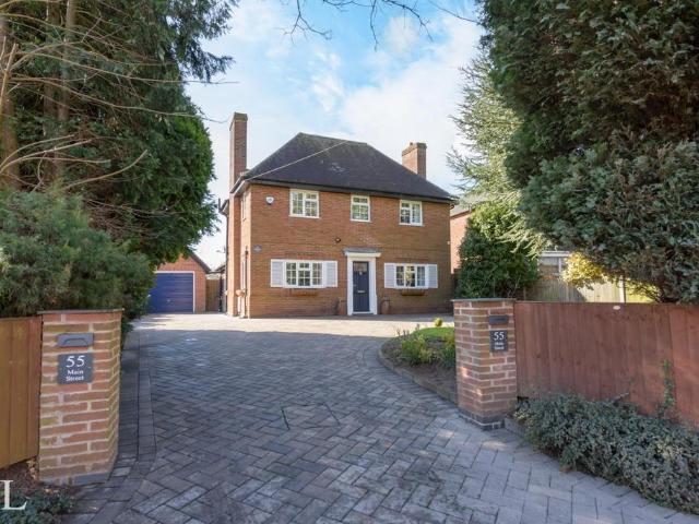 4 bedroom detached house for sale