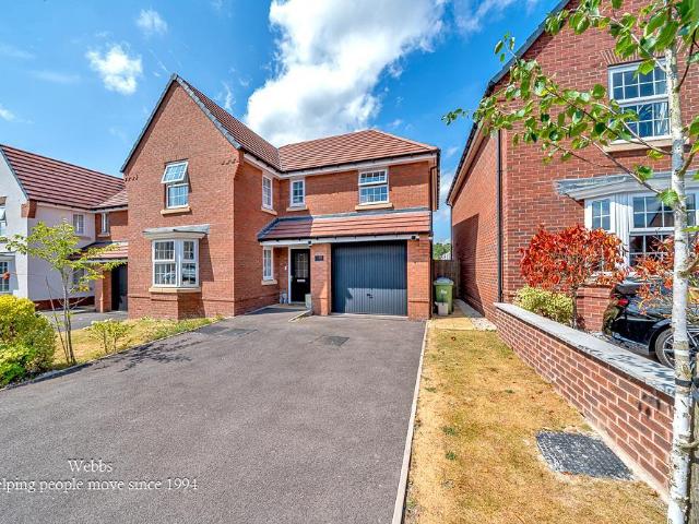 4 bedroom detached house for sale