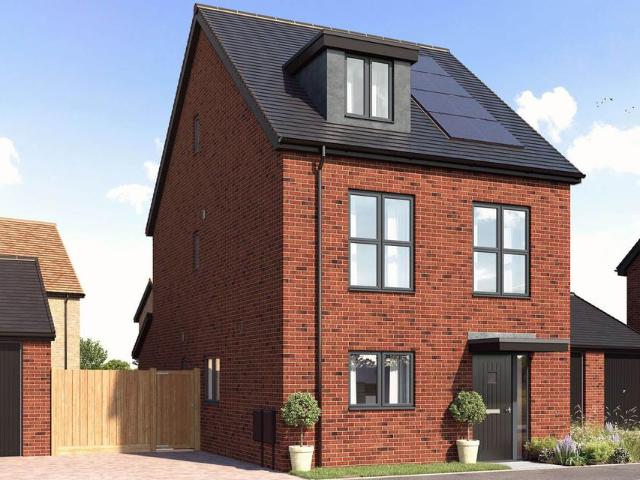 4 bedroom detached house for sale