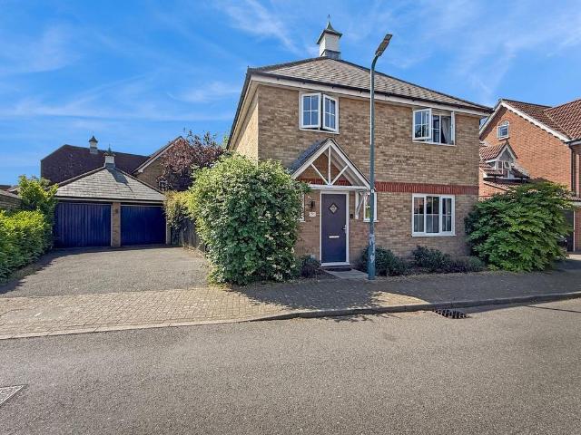 4 bedroom detached house for sale