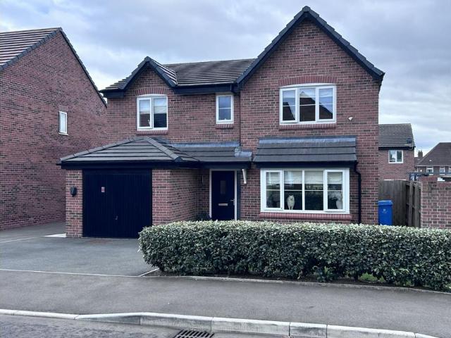 4 bedroom detached house for sale