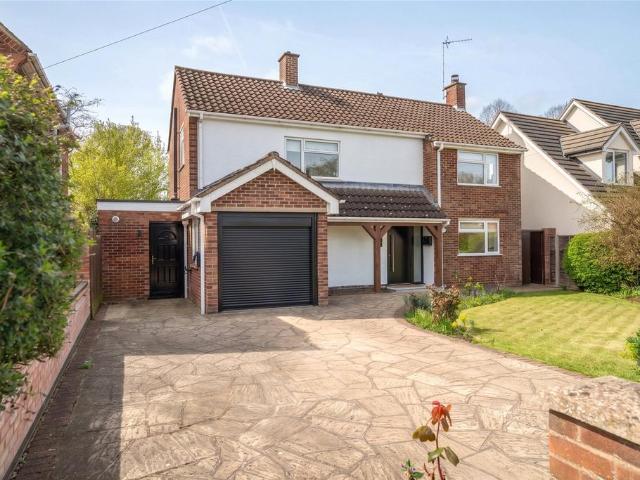 4 bedroom detached house for sale