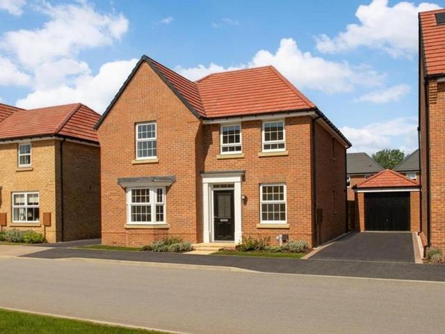 4 bedroom detached house for sale
