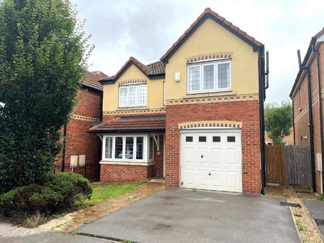 4 bedroom detached house for sale