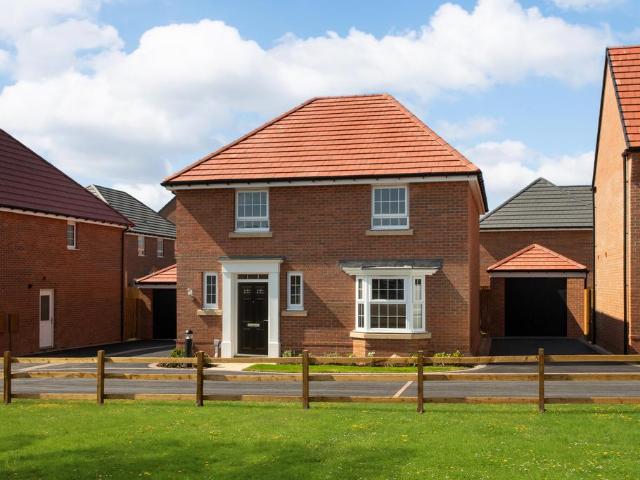 4 bedroom detached house for sale