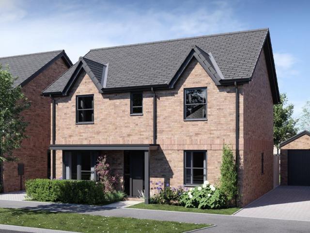 4 bedroom detached house for sale