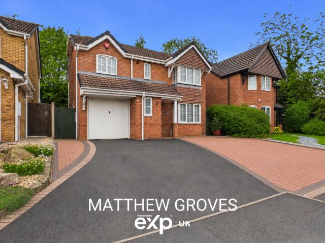 4 bedroom detached house for sale