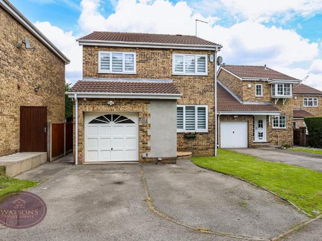 4 bedroom detached house for sale