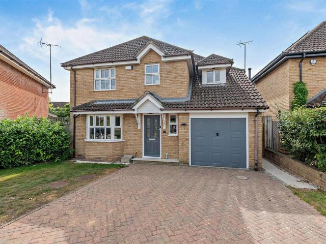 4 bedroom detached house for sale