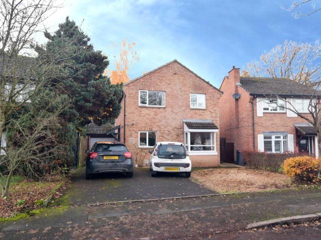 4 bedroom detached house for sale