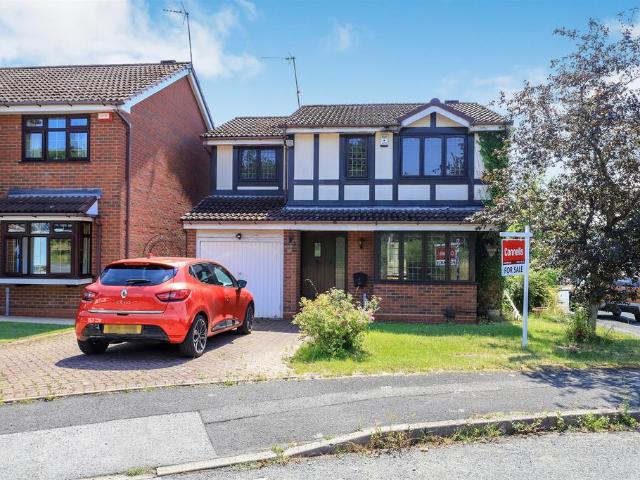 4 bedroom detached house for sale
