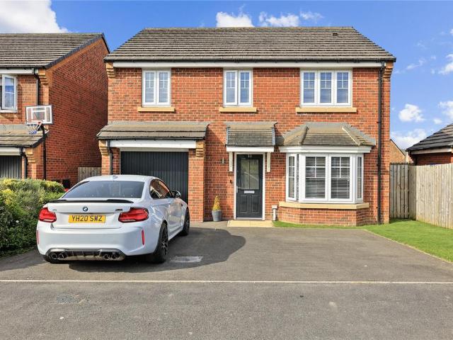 4 bedroom detached house for sale