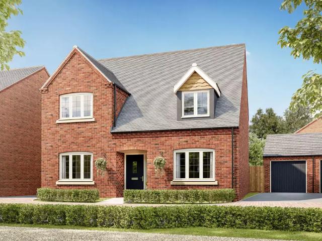 4 bedroom detached house for sale