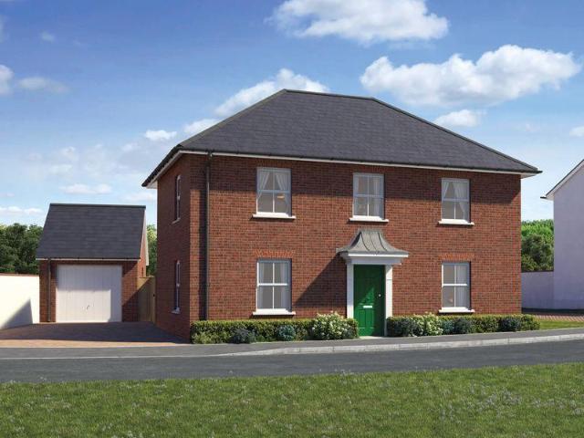 4 bedroom detached house for sale
