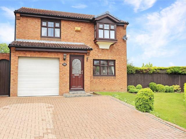 4 bedroom detached house for sale