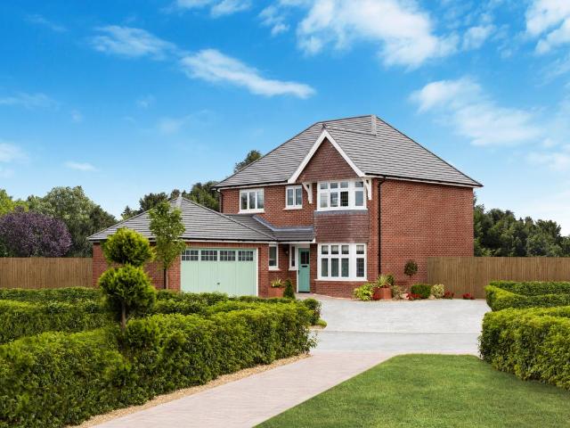 4 bedroom detached house for sale